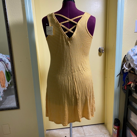 Olivia Rae | Dresses | Olivia Rae Knit Yellow And White Dress | Poshmark